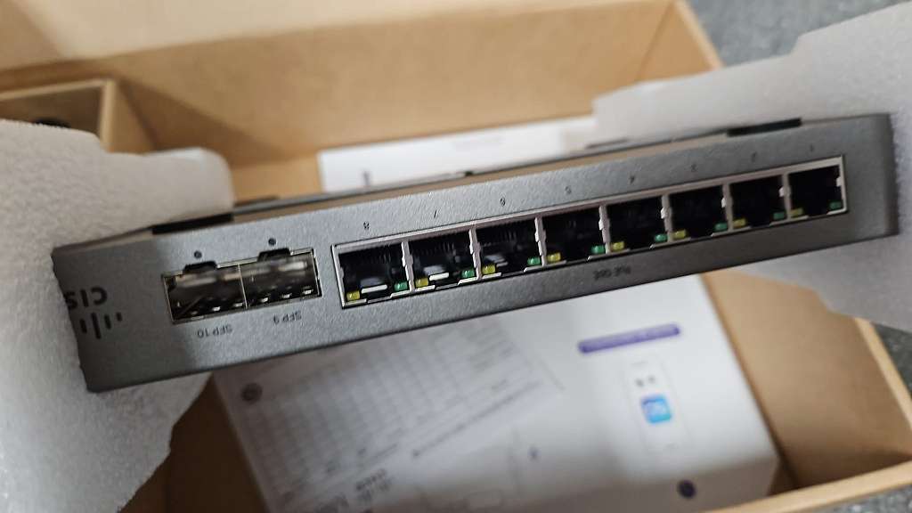 Cisco 8 Port Poe Switch Gs110 | mit Originalverpackung | Zustand: Wie ...